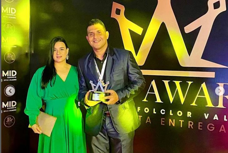 Héctor Zuleta gana Premios Upar Awards - Periódico Buenas Nuevas